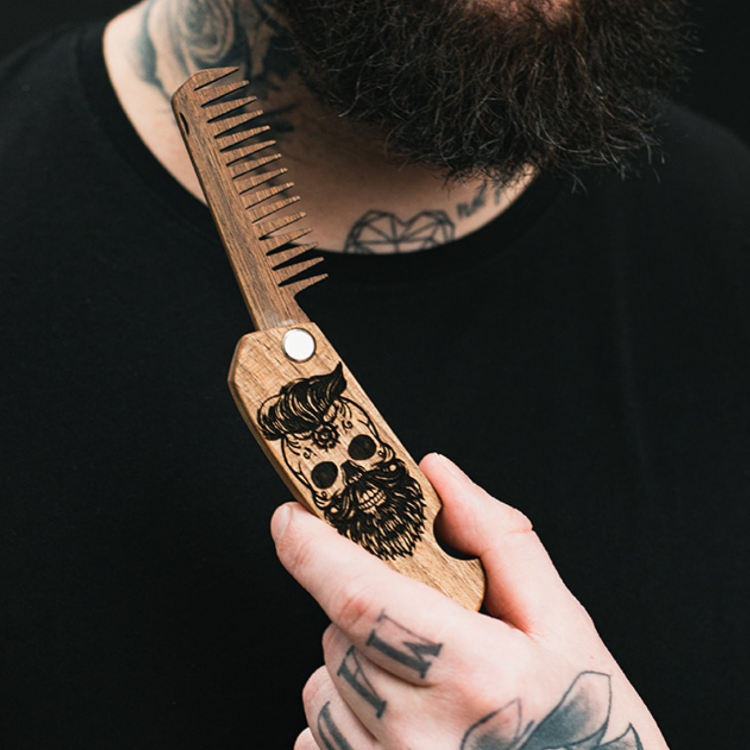 Wooden Beard Comb – Skull Design | Enjoy The Wood