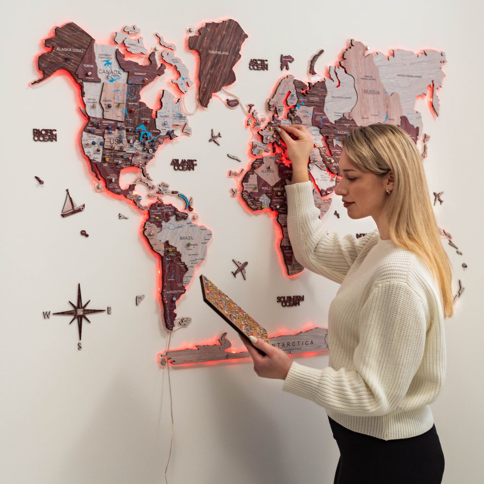 3D LED Wooden World Maps - Enjoy The Wood → Order Now