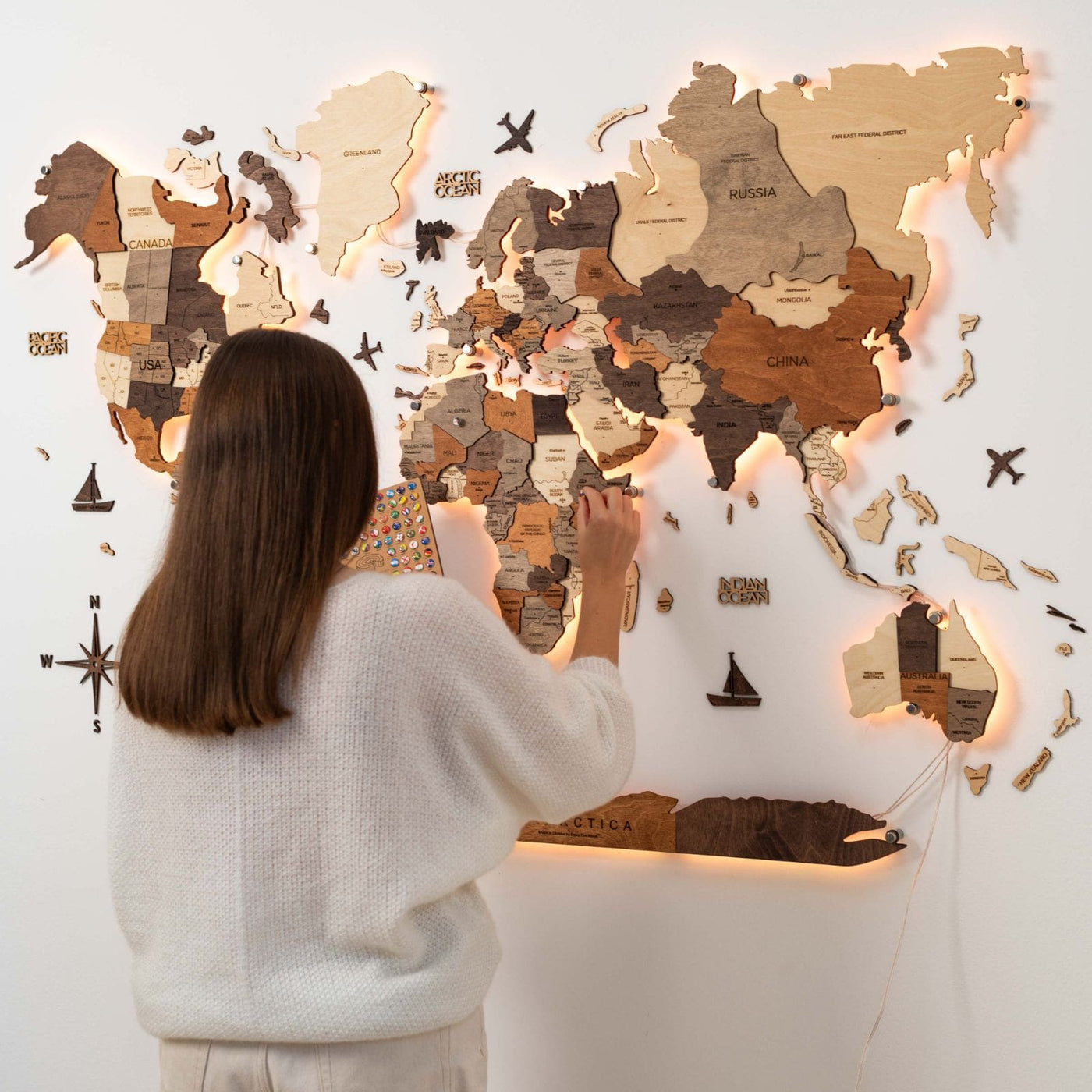 3D LED Wooden World Map from Enjoy The Wood ‣ Order Now