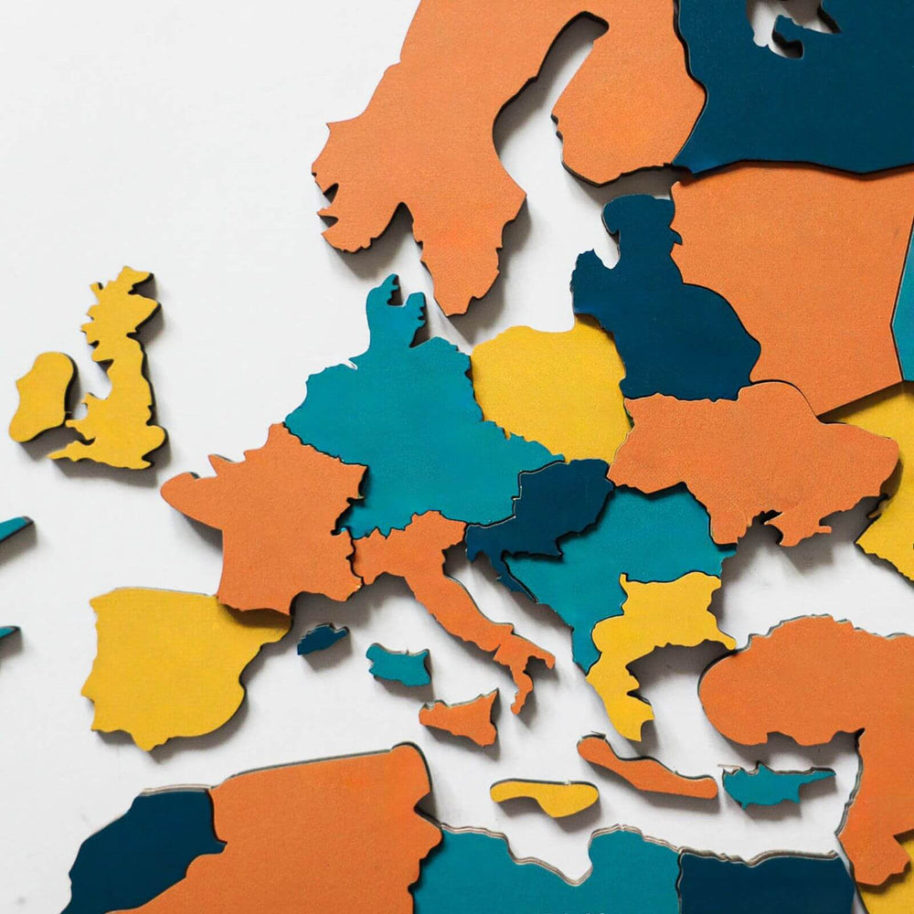 3D Luminous/Magnetic Colored Wooden World Map Indie