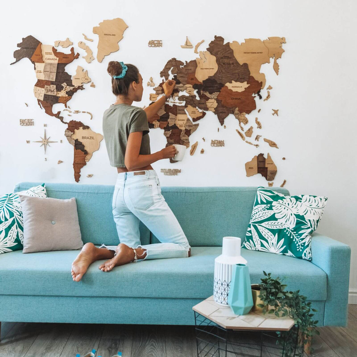 Bundle: Map, Flags Pins, Travel box ‣ Order Now