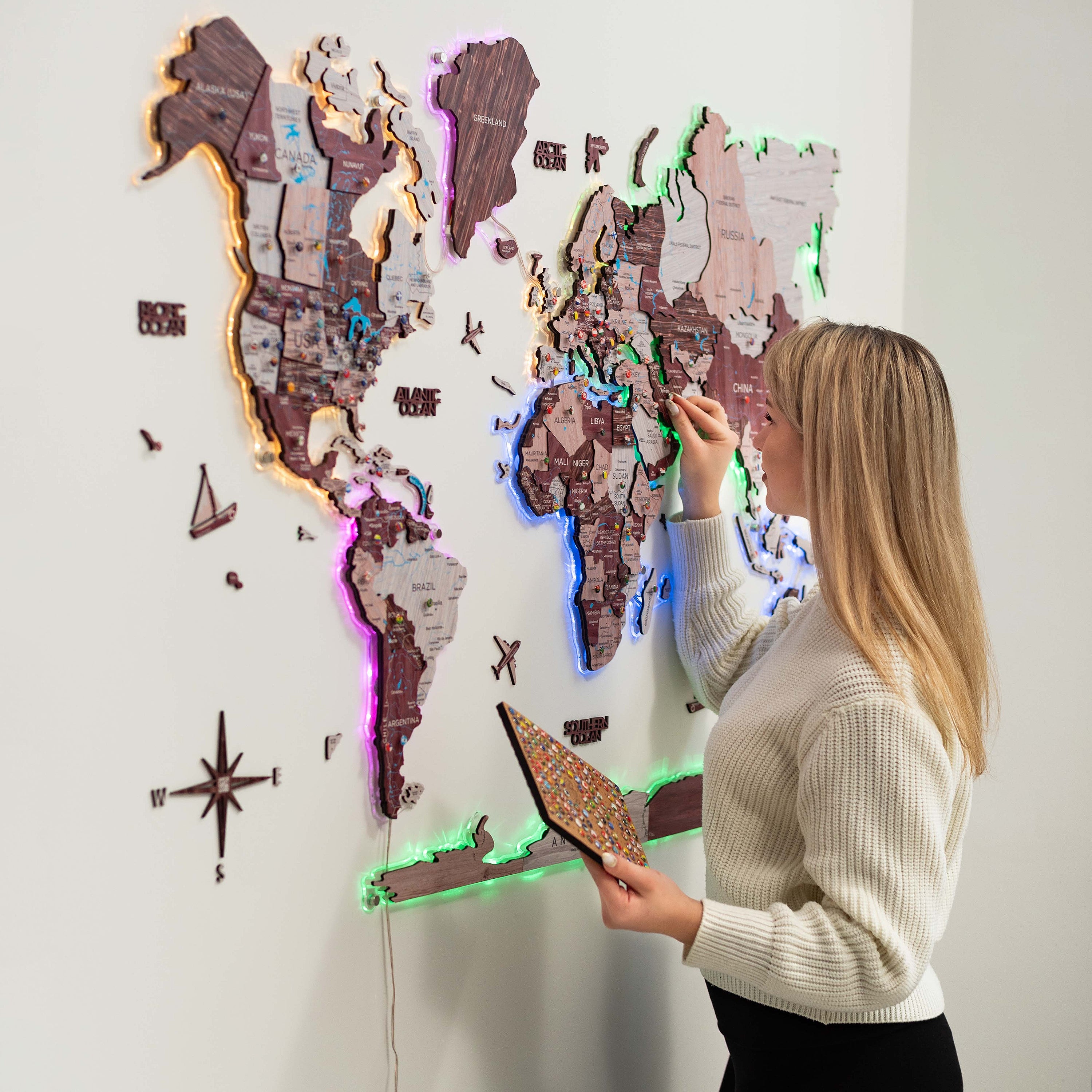 3D LUMINOUS LED Wooden World Map 2.0 Cappuccino | Enjoy The Wood