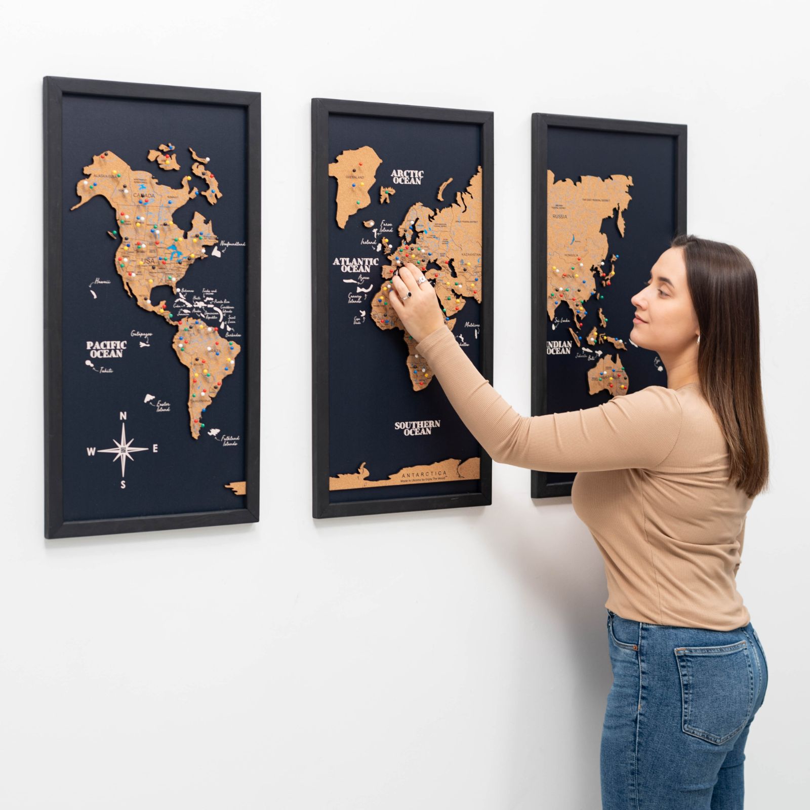 Cork world map triptych - Black • Enjoy The Wood