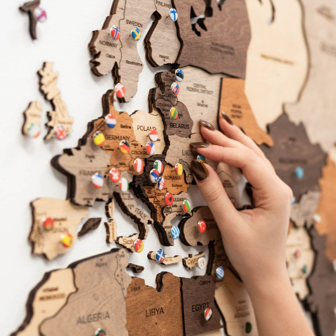3D Wooden World Map Multicolor ‣ Enjoy The Wood